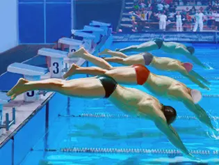 Swimming Pool Race . Online Games . BrightestGames.com